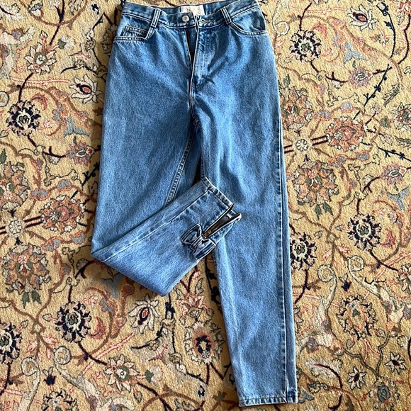 Jeanjer | Jeans | Vintage High Waisted Jeans With Cute Zipperbow ...
